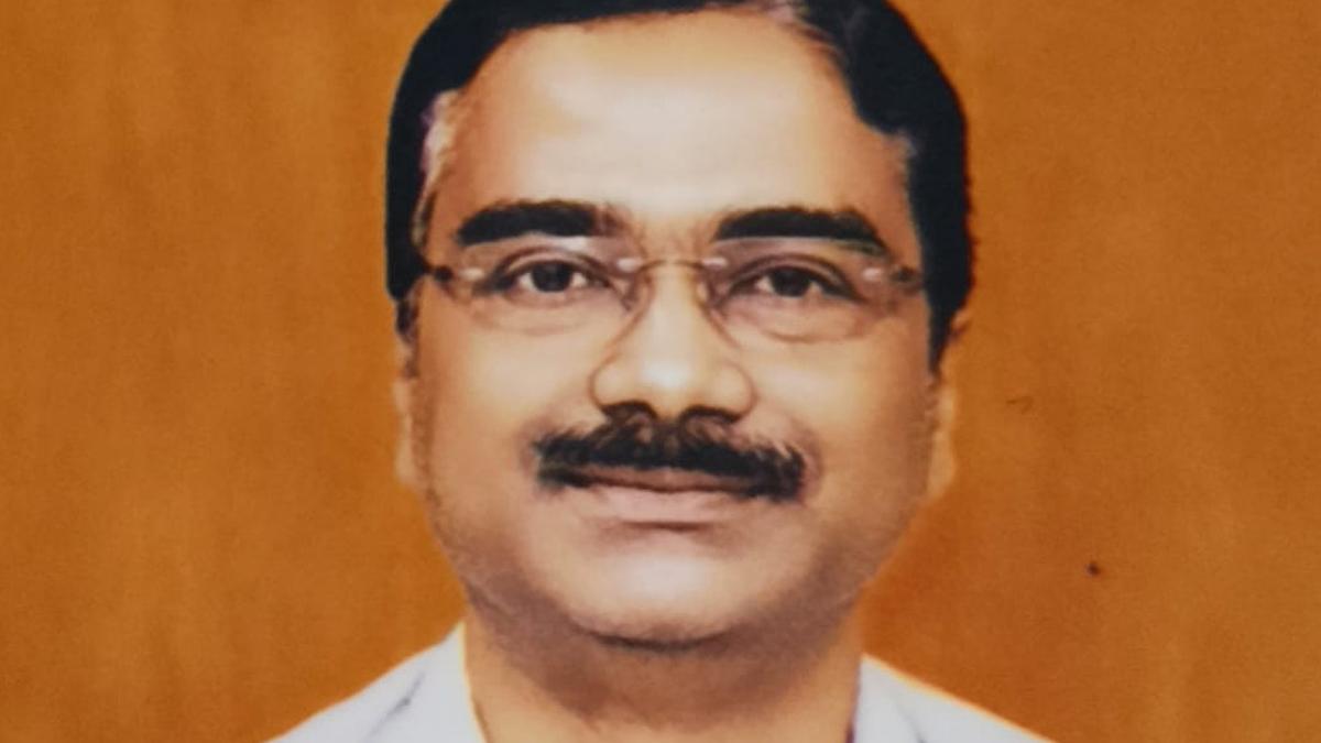 Manoj Kumar Sahoo takes over as DRM - The Hindu